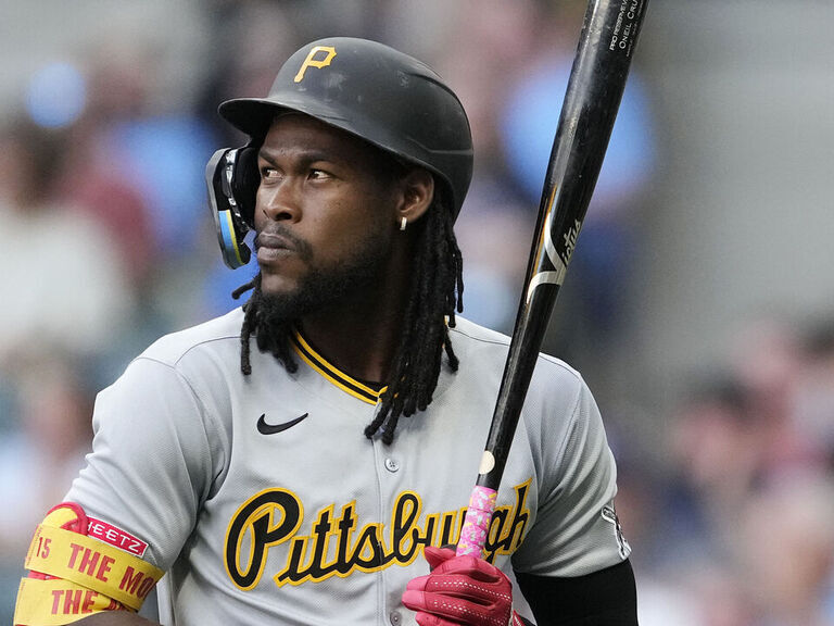 Pirates' Kelly: Cruz benched due to 'energy and effort' on double play ...