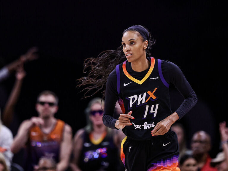 Bonner returns to Phoenix: 'The love and welcome' was very much needed ...