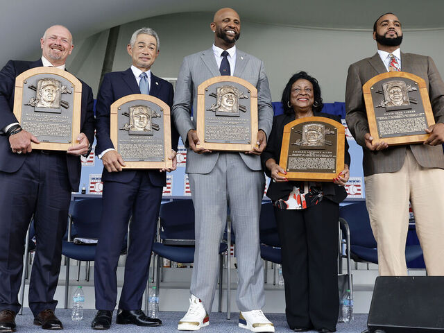 Baseball HOF induction roundup: Plaques, speeches from 2025…