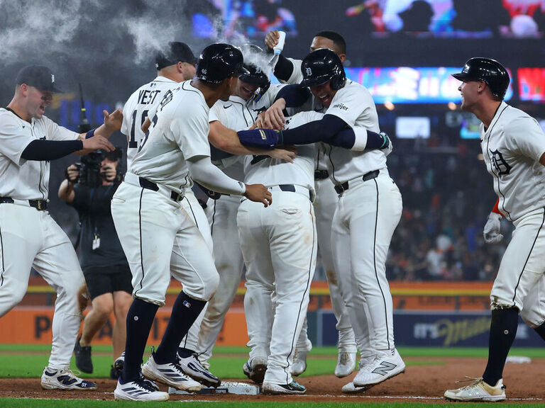 Torres draws walk-off walk in 10th as Tigers shut out Astros again ...