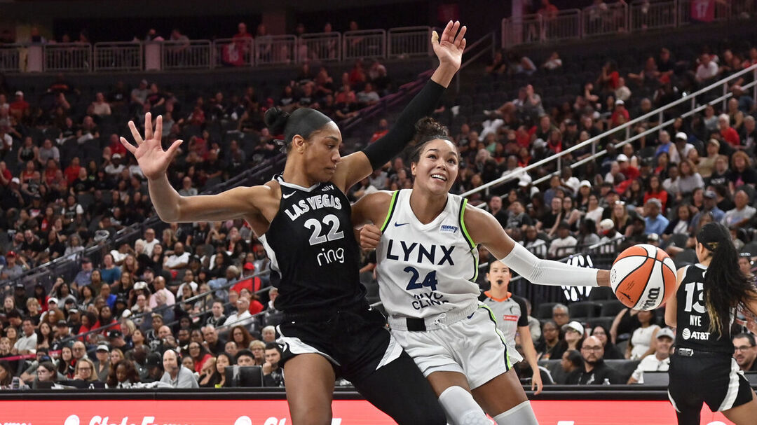 WNBA Awards Watch: Phee, Paige lead at end of season | theScore.com