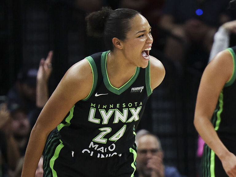 Lynx top Valkyries to tie WNBA single-season record for wins | theScore.com