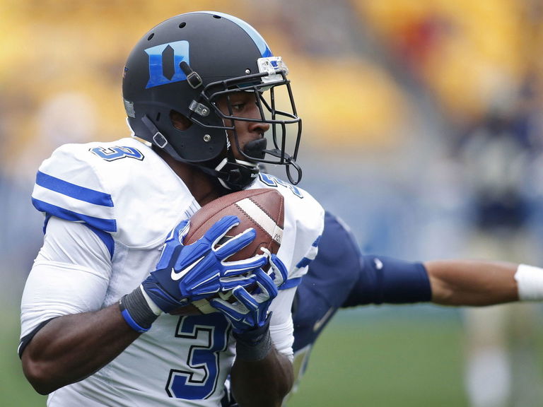 VIDEO: Duke's Jamison Crowder reels in 45-yard TD | theScore.com