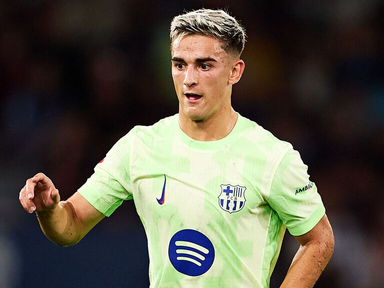 Barcelona's Gavi sidelined up to 5 months after knee surgery | theScore.com