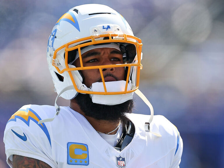 Chargers' Allen becomes fastest to 1K career catches in NFL history ...
