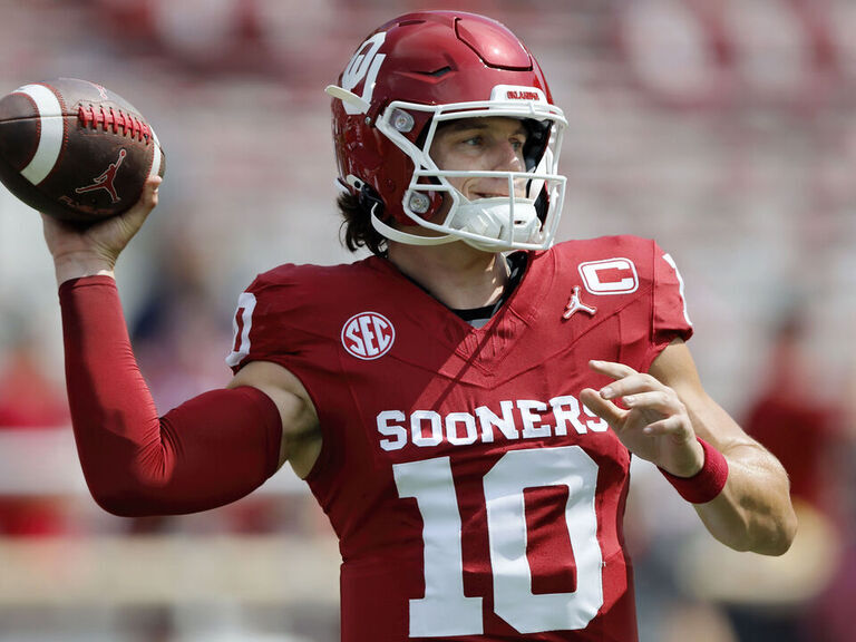Oklahoma's Mateer upgraded to probable for matchup vs. Texas | theScore.com