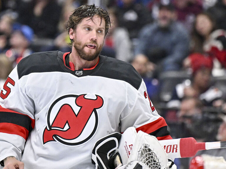 Devils sign Markstrom to 2-year, $12M extension | theScore.com