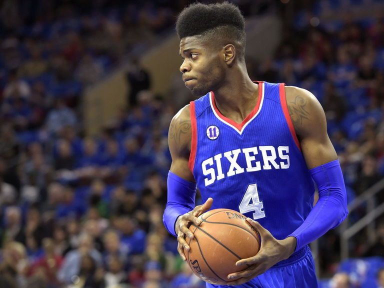 VIDEO: Nerlens Noel goes behind the back to drop the pass | theScore.com