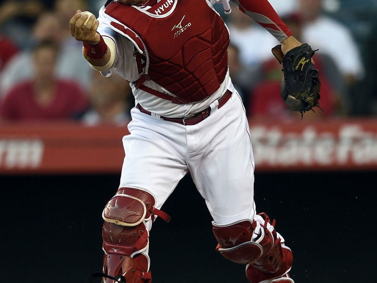 Angels trade Hank Conger to Astros | theScore.com