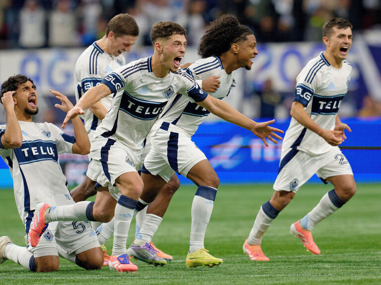 Whitecaps beat LAFC in shootout to win thrilling West semifinal | theScore.com