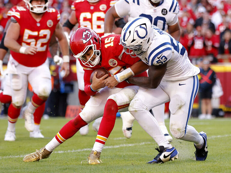Chiefs use walk-off FG to beat Colts in OT, snap skid | theScore.com
