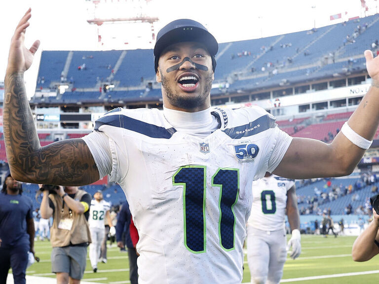 JSN sets team single-season receiving record as Seahawks top Titans ...