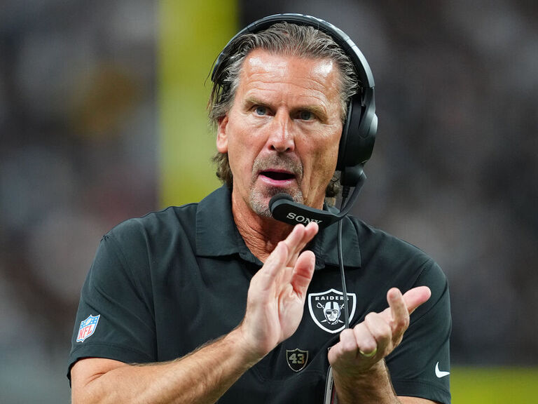 Olson named Raiders' interim OC after Kelly's firing | theScore.com