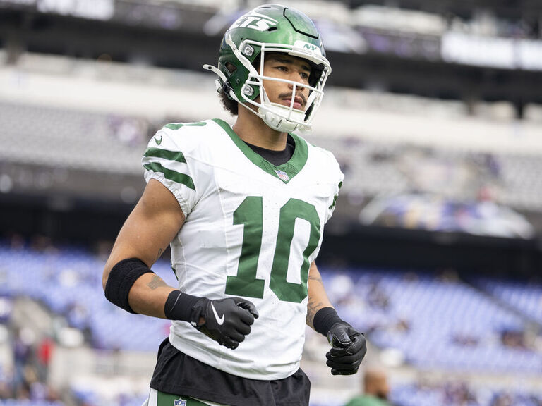 Report: Jets releasing Lazard | theScore.com