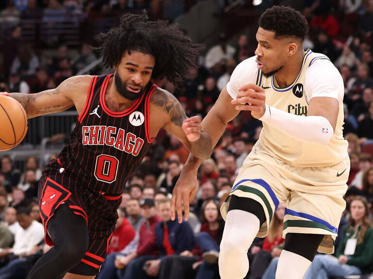 Bulls' White irked by Giannis' 'disrespectful' dunk in final seconds ...