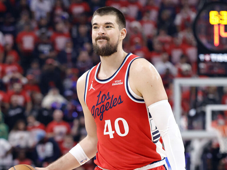 Report: Clippers' Zubac available Saturday vs. Celtics | theScore.com