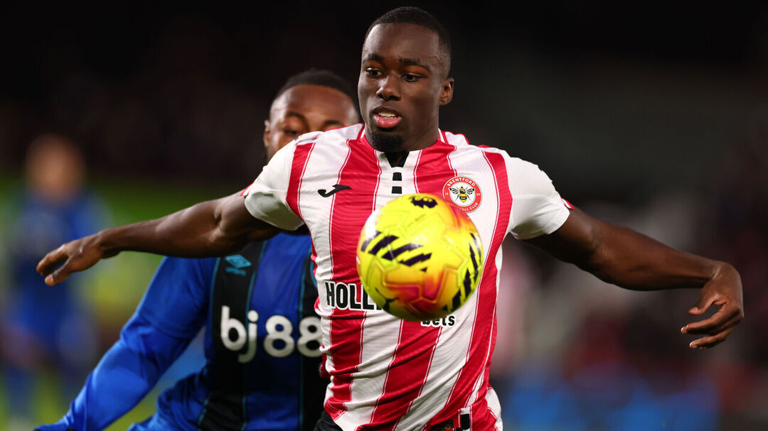 Latest news and rumors from January window: Malen joining Roma ...