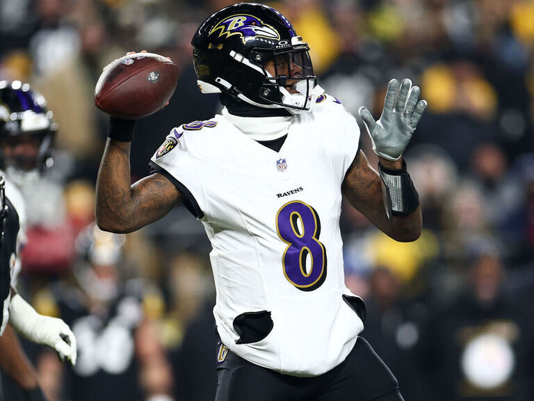 Ravens prioritize locking in Lamar with new deal before free agency ...