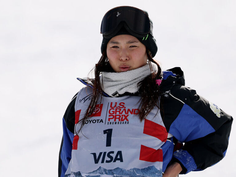 Chloe Kim 'good to go' for Olympics despite labrum tear in shoulder ...