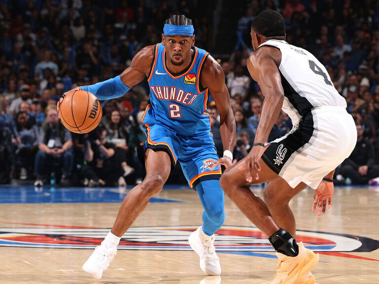 Thunder pick up 1st win against Spurs in 4 meetings | theScore.com