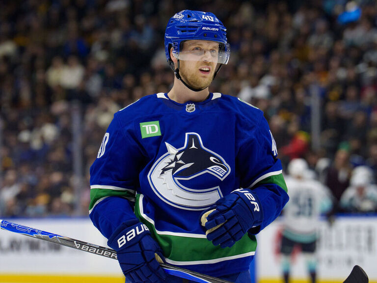 Report: Canucks listening to offers on Pettersson | theScore.com