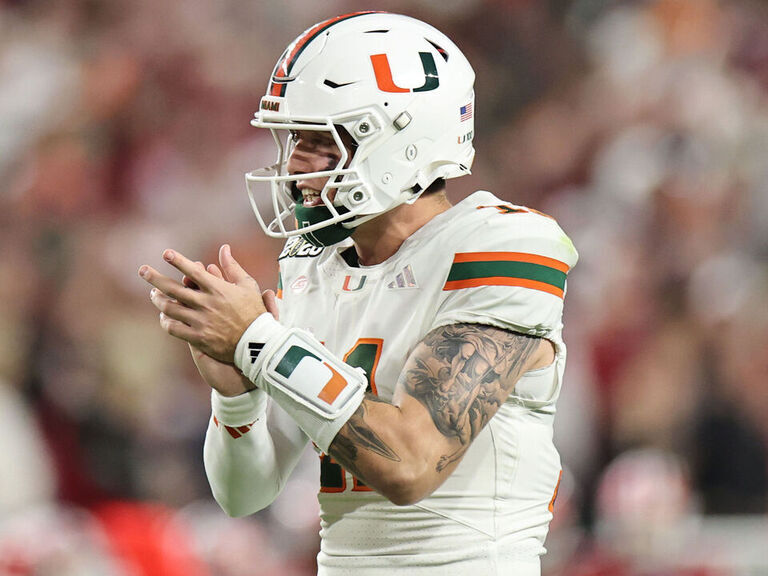 Carson Beck says year at Miami 'truly saved me' | theScore.com