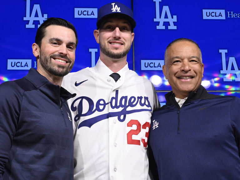 Tucker: Dodgers made decision to sign in L.A. an easy one | theScore.com