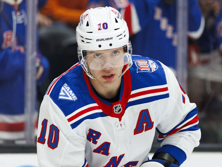 Report: Panarin scratched for roster reasons, wants extension with ...