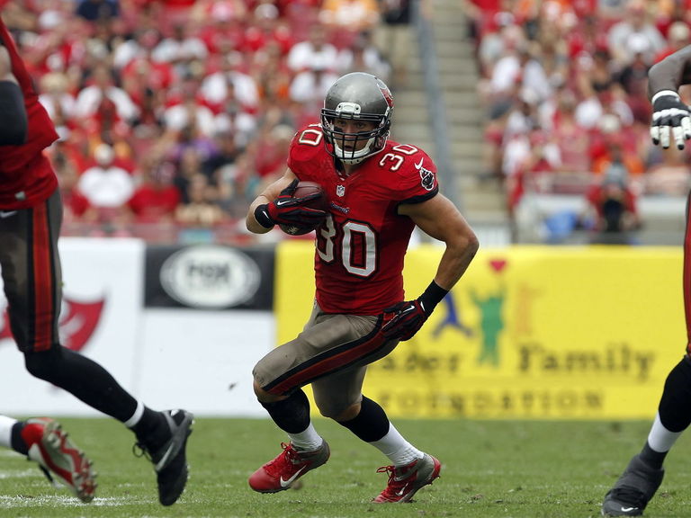 Saints sign Brian Leonard | theScore.com