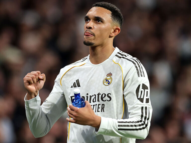 Alexander-Arnold: People 'expected us to get battered' vs. Man City ...