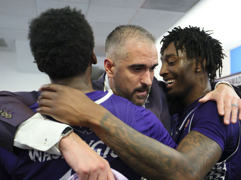 High Point coach calls out high-majors after upset: 'We played somebody ...