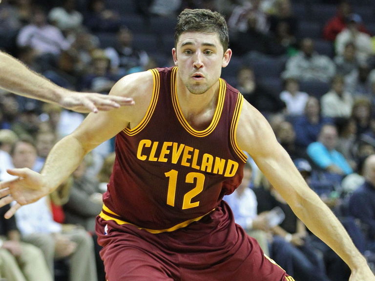 Report: Cavs make Joe Harris available in trade talks | theScore.com
