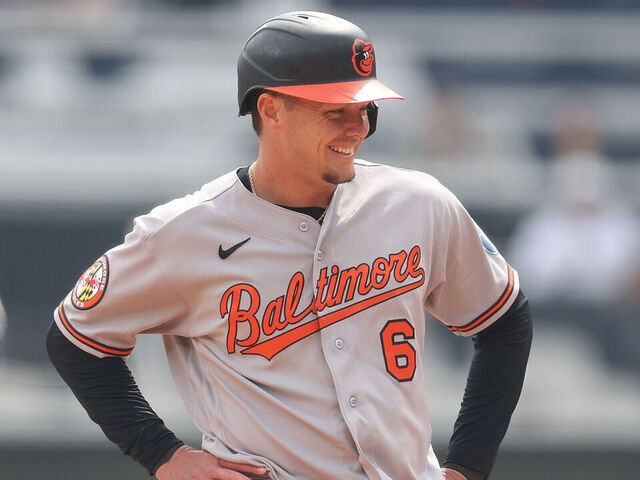 Orioles 1B Mountcastle out with broken bone in left foot