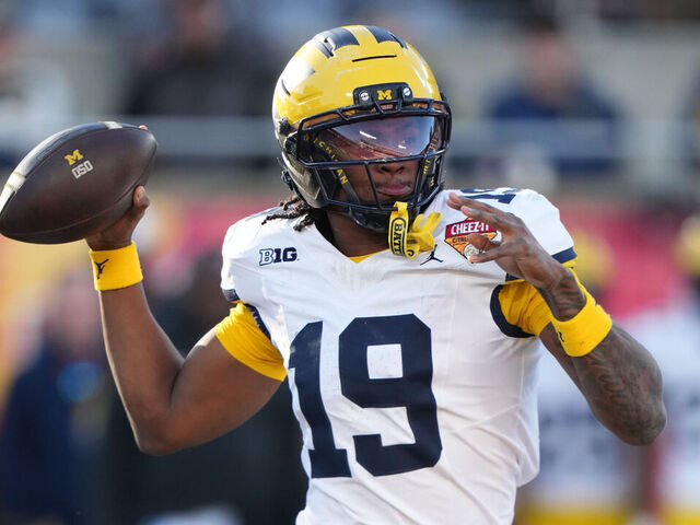 Michigan's Underwood expects to improve after rocky freshma…