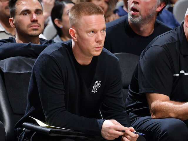 Sweeney to remain with Spurs through Finals before taking o…