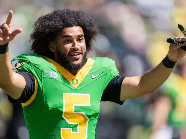 Moore, Toney, Lacy to appear on EA Sports CFB 27 cover | th…