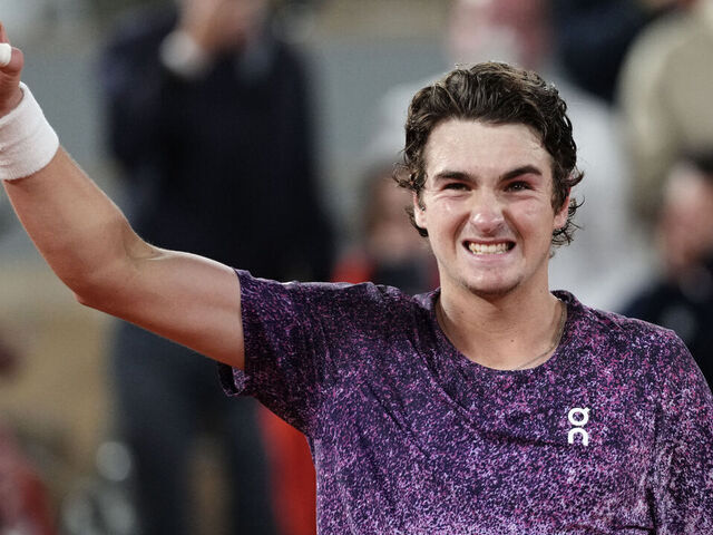 Fonseca's breakthrough French Open run stirs tennis buzz