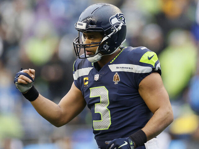 Russell Wilson retires after 14-year career | theScore