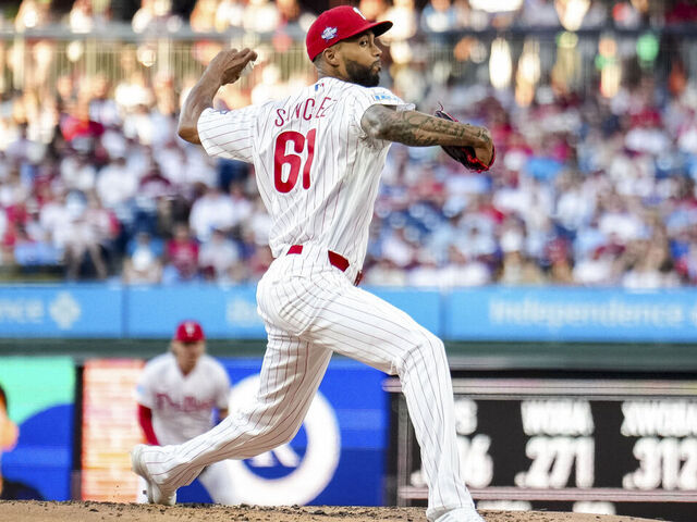 Sánchez's shutout streak ends as 5th-longest ever, LHP reco…