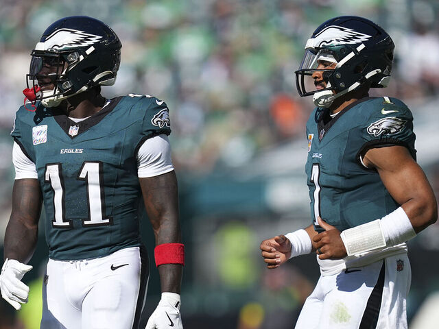 Report: Brown frustrated by Hurts' reluctance to throw into…