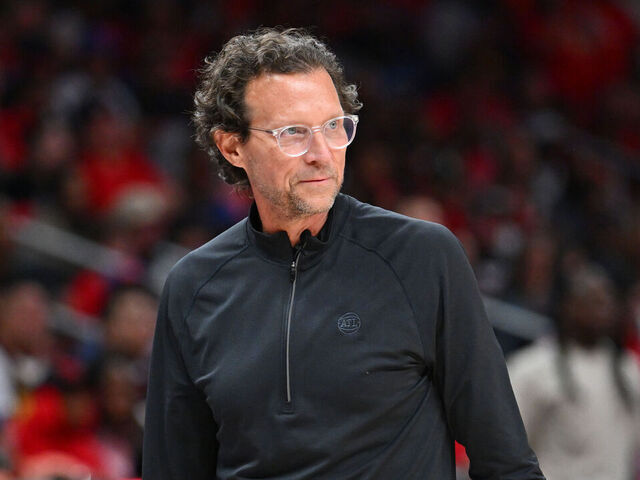 Hawks sign Snyder to multi-year extension | theScore