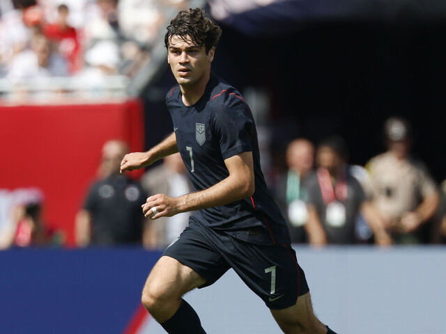 USMNT's Reyna looks past World Cup scandal, focused on help…