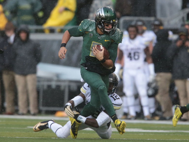 VIDEO: Marcus Mariota runs for 46-yard touchdown | theScore.com