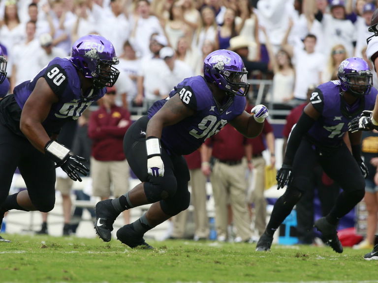 VIDEO: TCU's defense scores first touchdown vs. Texas on a strip-sack ...