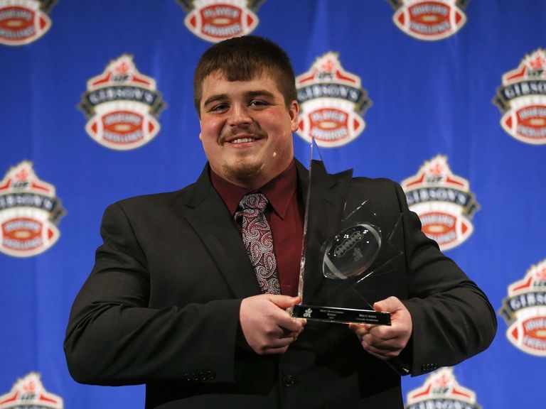 Giants' Brett Jones suffered MCL sprain vs. Patriots | theScore.com