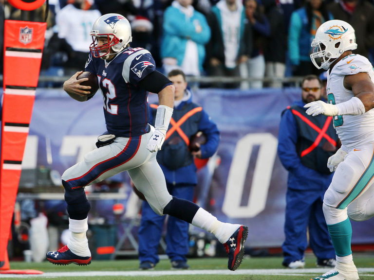 Patriots' James Develin on Tom Brady scramble: 'He looked like a ...