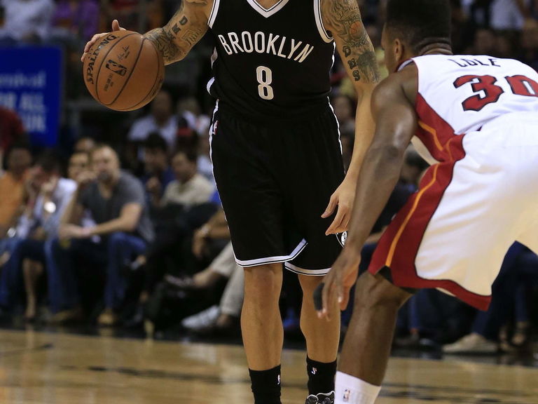 Nets' Williams leaves game, doubtful to return | theScore.com