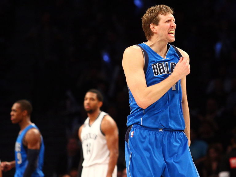 Dirk Nowitzki passes Moses Malone for 7th in all-time NBA scoring ...