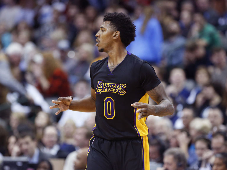 Lakers' Scott wants Young to contribute outside of scoring amid slump ...