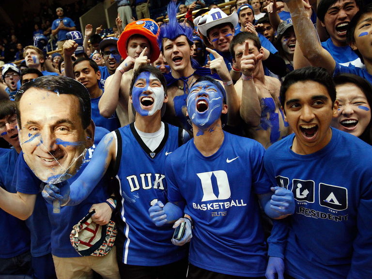 A close look at the Wisconsin and Duke fan bases | theScore.com